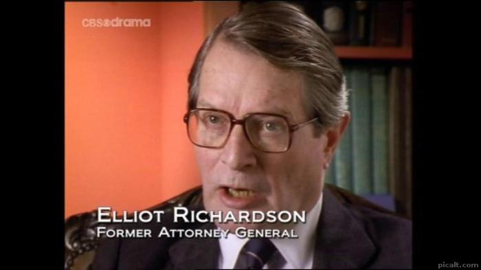 ELLIOT RICHARDSON FORMER ATTORNEY GENERAL - Picalt